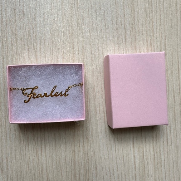 Taylor Swift | Jewelry | Sale 22 Taylor Swift Fearless Necklace Fan ...